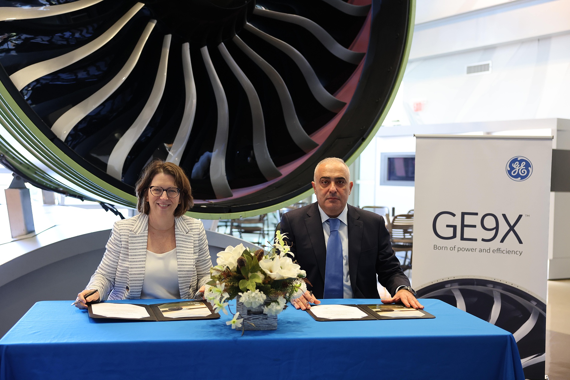 Silk Way West Airlines bestellt Triebwerke von GE Aerospace ...